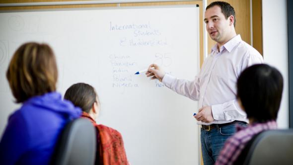 English services for institutions | British Council